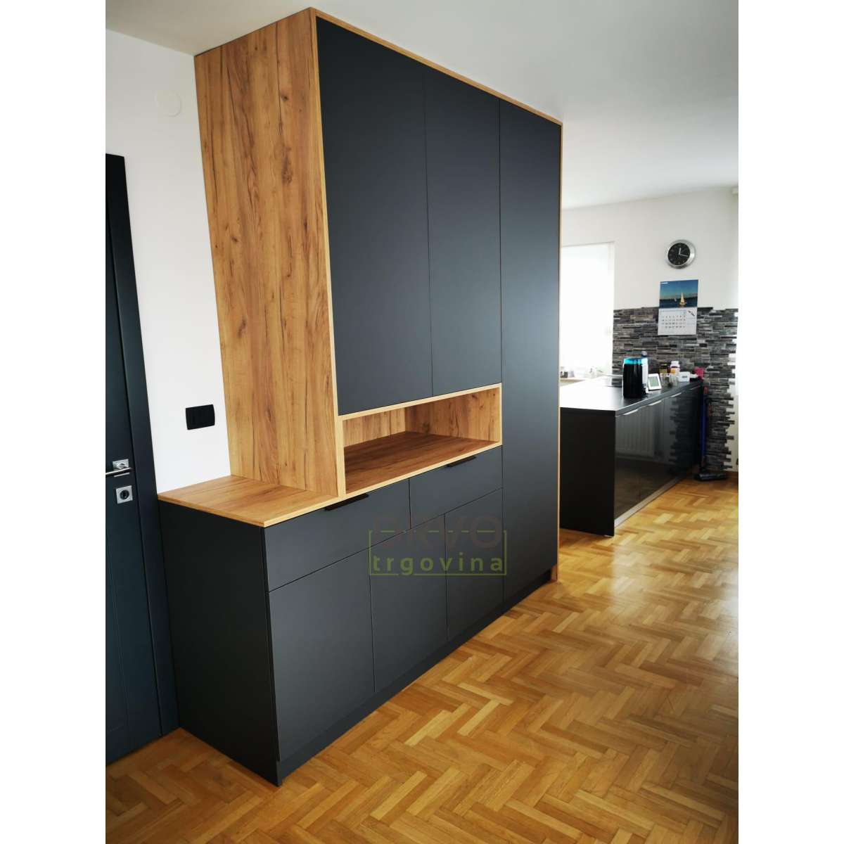 DNEVNI BORAVAK BLACKY | Drvo trgovina - Drvona | Webshop